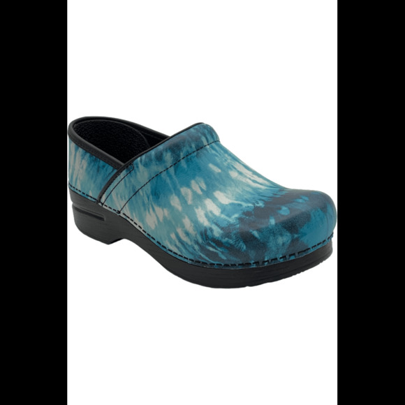 Dansko | Shoes | Dansko Professional Leather Clogs In Fashion Colors ...